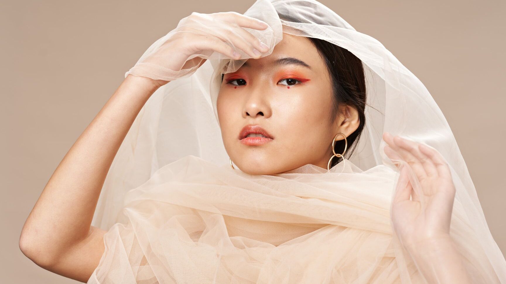 Tela de Tul: Todo lo que necesitas saber sobre este tejido ligero y ...